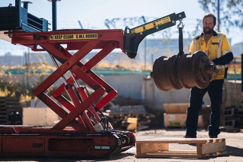 Tracked Elevating Device (TED): Nivek Industries