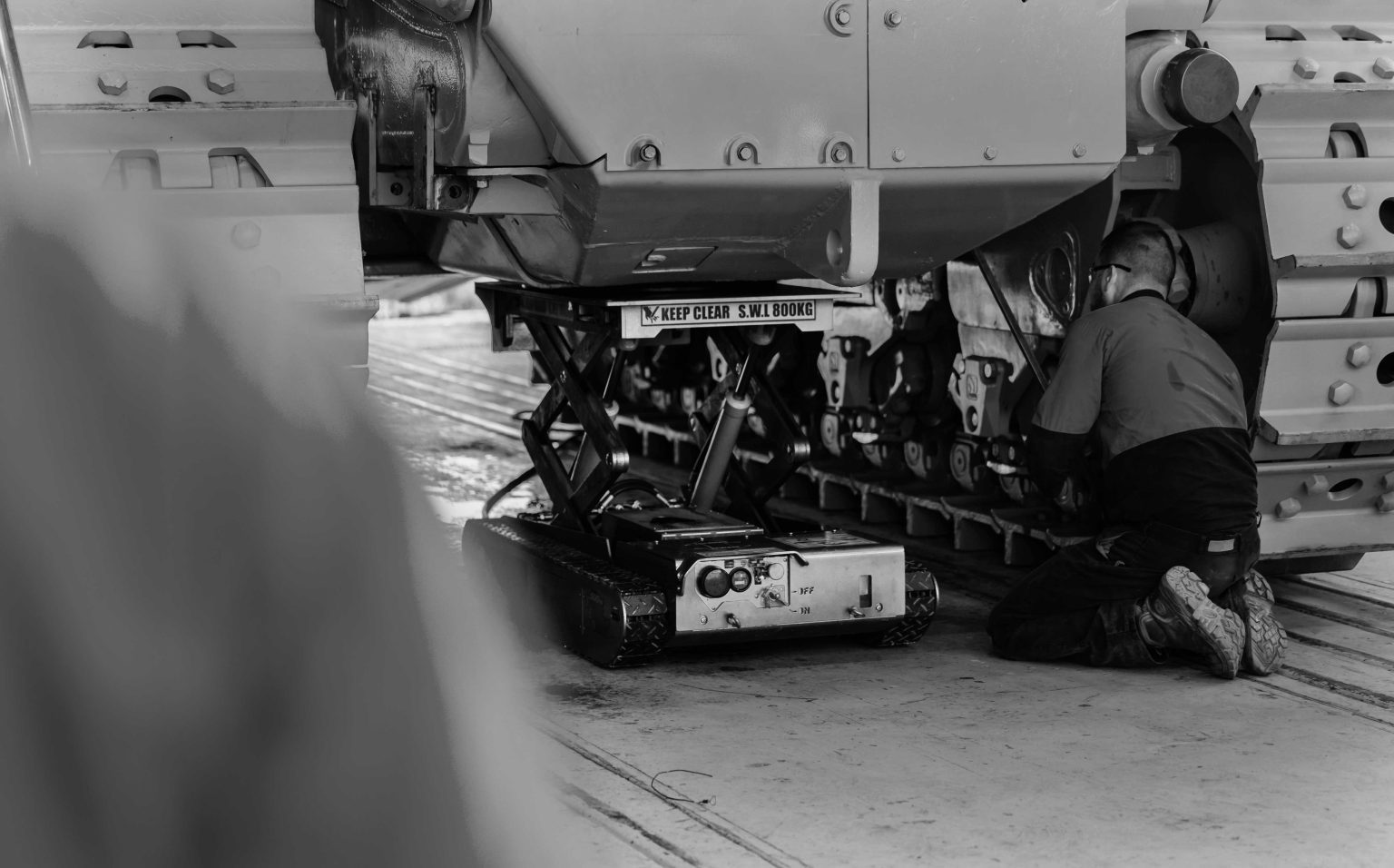 Tracked Elevating Device (TED): Nivek Industries