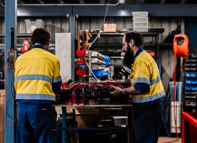 BOB 0.5T Tracked Carrier: Nivek Industries