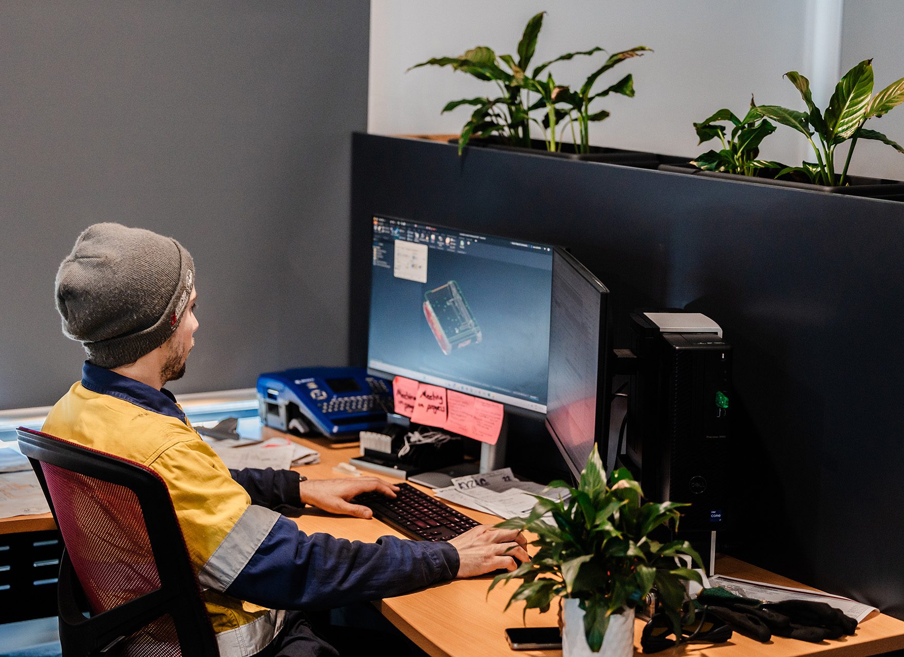 BOB 5T Tracked Carrier: Nivek Industries