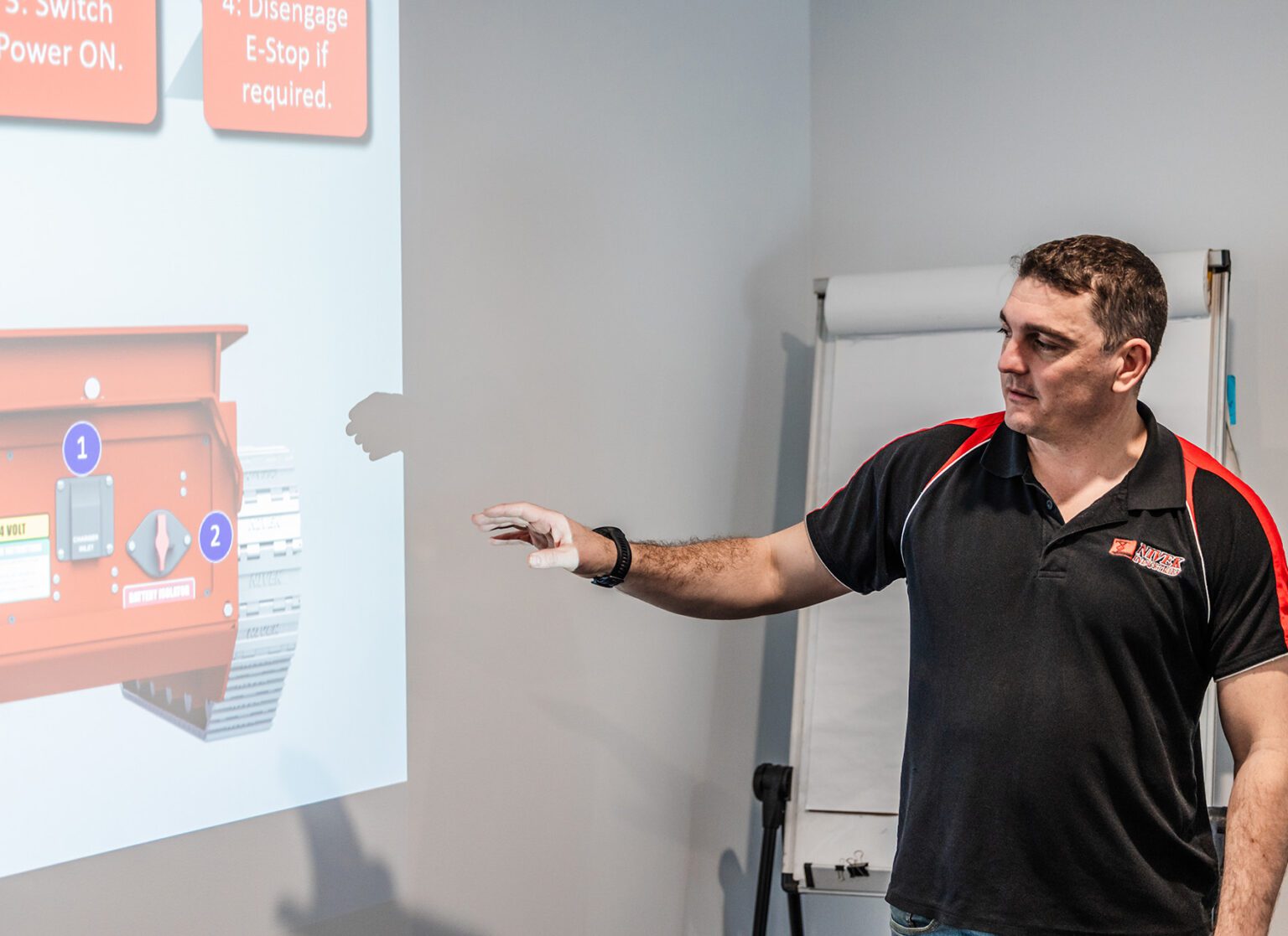 BOB 5T Tracked Carrier: Nivek Industries